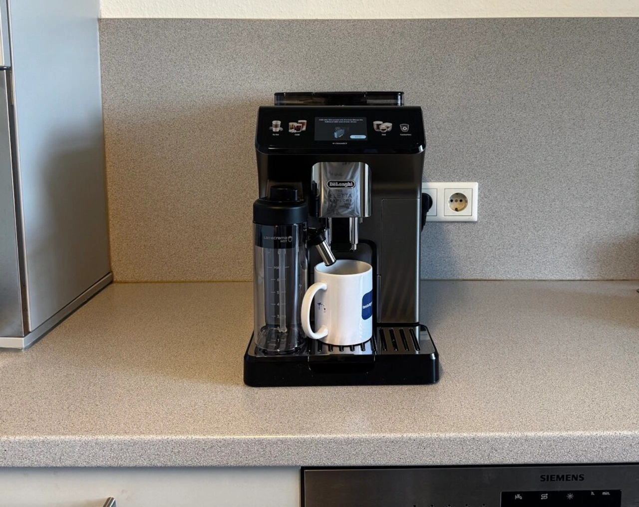 De'Longhi Eletta Explore Cold Brew ECAM450.86.T im Test: Das kann der ...